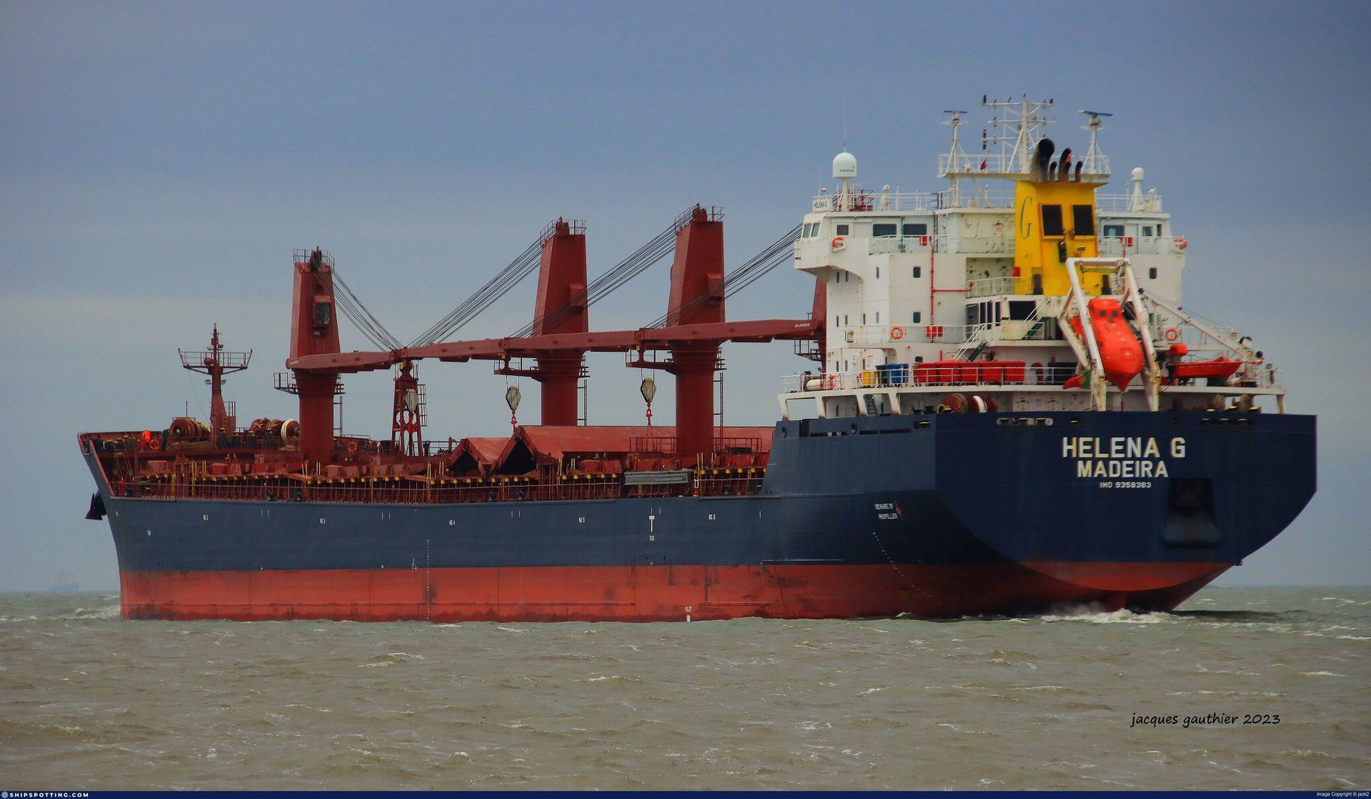 Ports of Montreal and Quebec award traditional gold-headed canes ...
